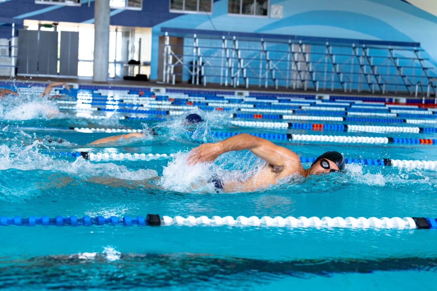 A Step-By-Step Guide On How To Swim Faster In Freestyle And Backstroke ...